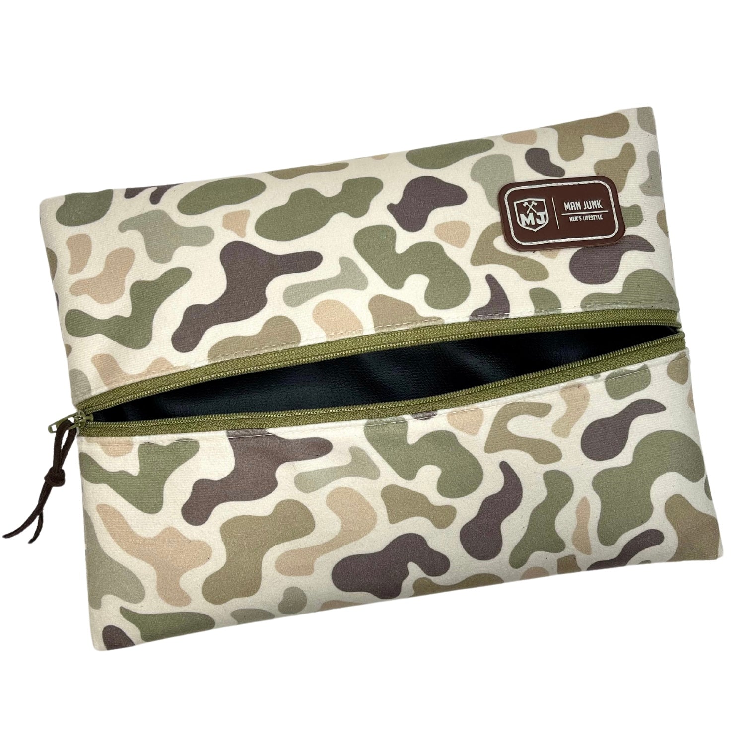 Hunter – Man Junk Lifestyle